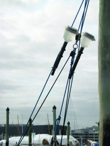 22 practical tips for a single handed sailor to make your boat easier ...
