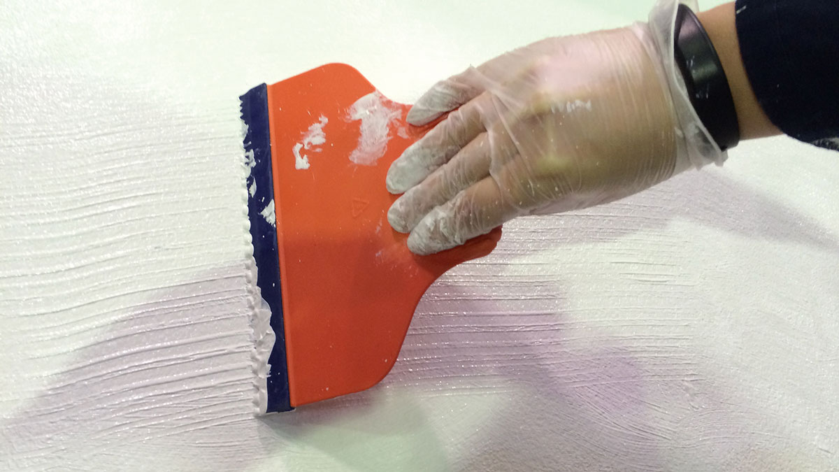 How to apply KiwiGrip to your deck - Practical Boat Owner
