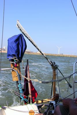 Hebridean wind vane: testing the DIY self-steering gear - Practical ...