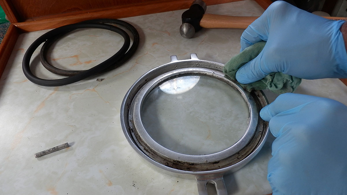 How to fit new rubber port light seals - Practical Boat Owner