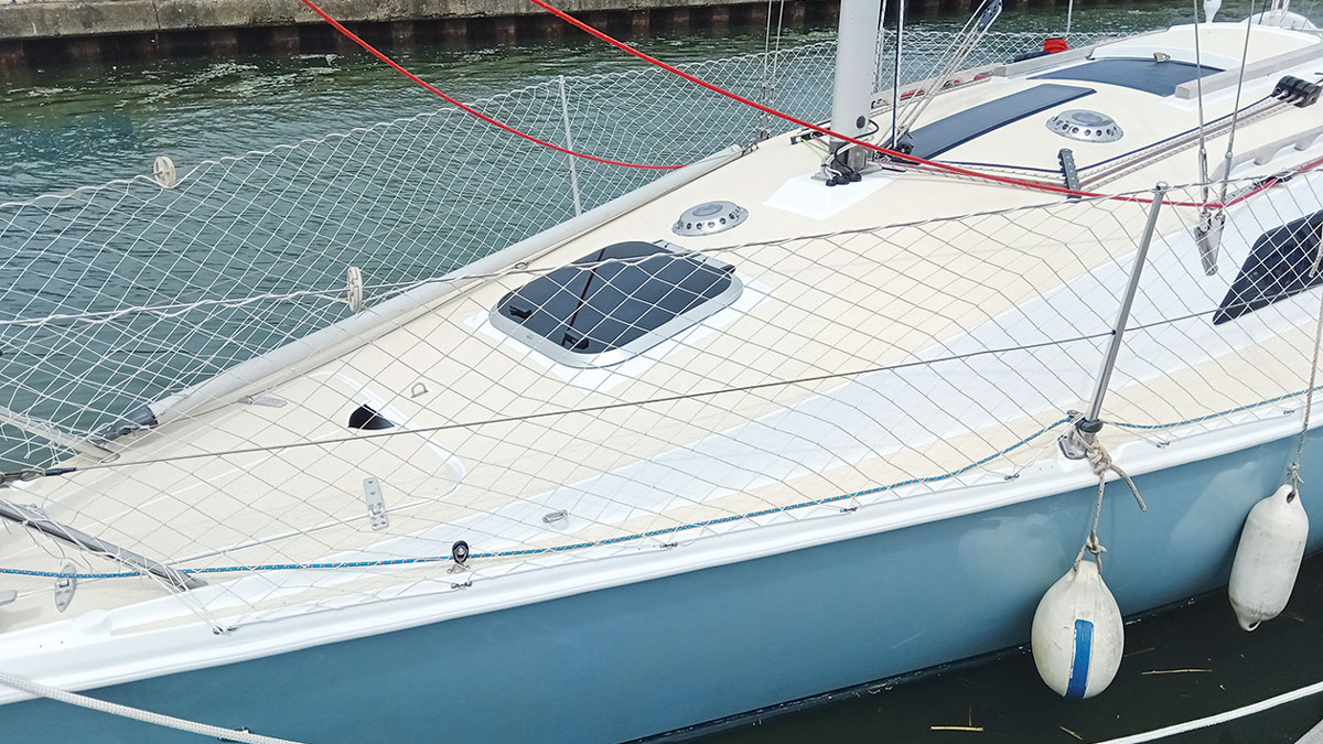 10 low-cost solutions for non-slip decks on boats - Practical Boat Owner