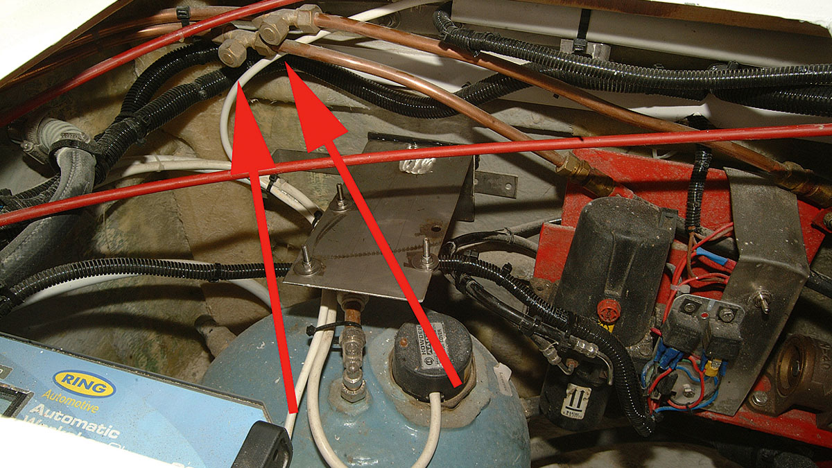 How to fit an autopilot pump - Practical Boat Owner