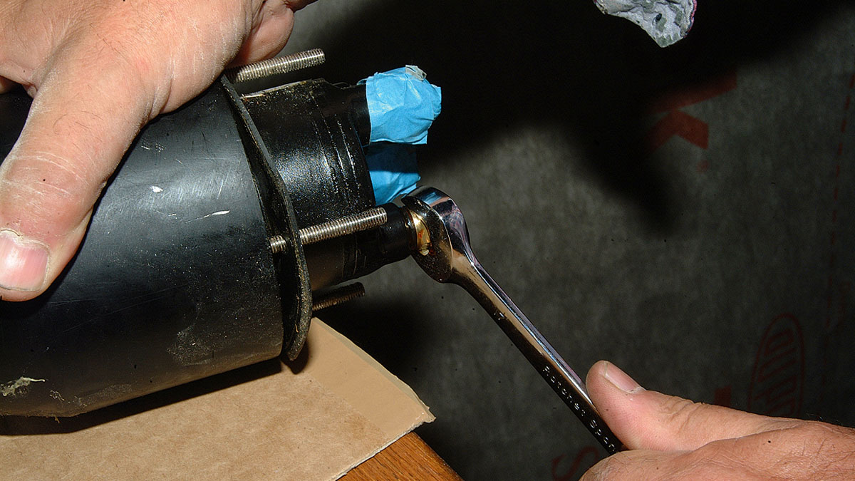 How to fit an autopilot pump - Practical Boat Owner