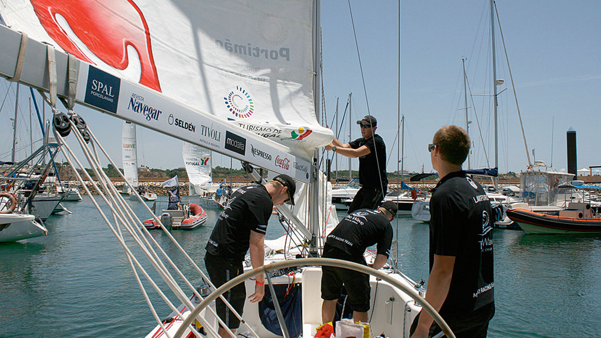 Boat handling in a tight space - Practical Boat Owner