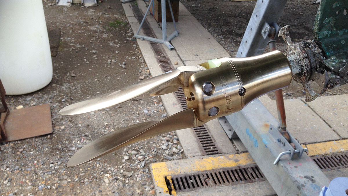 How to fit a folding propeller - Practical Boat Owner