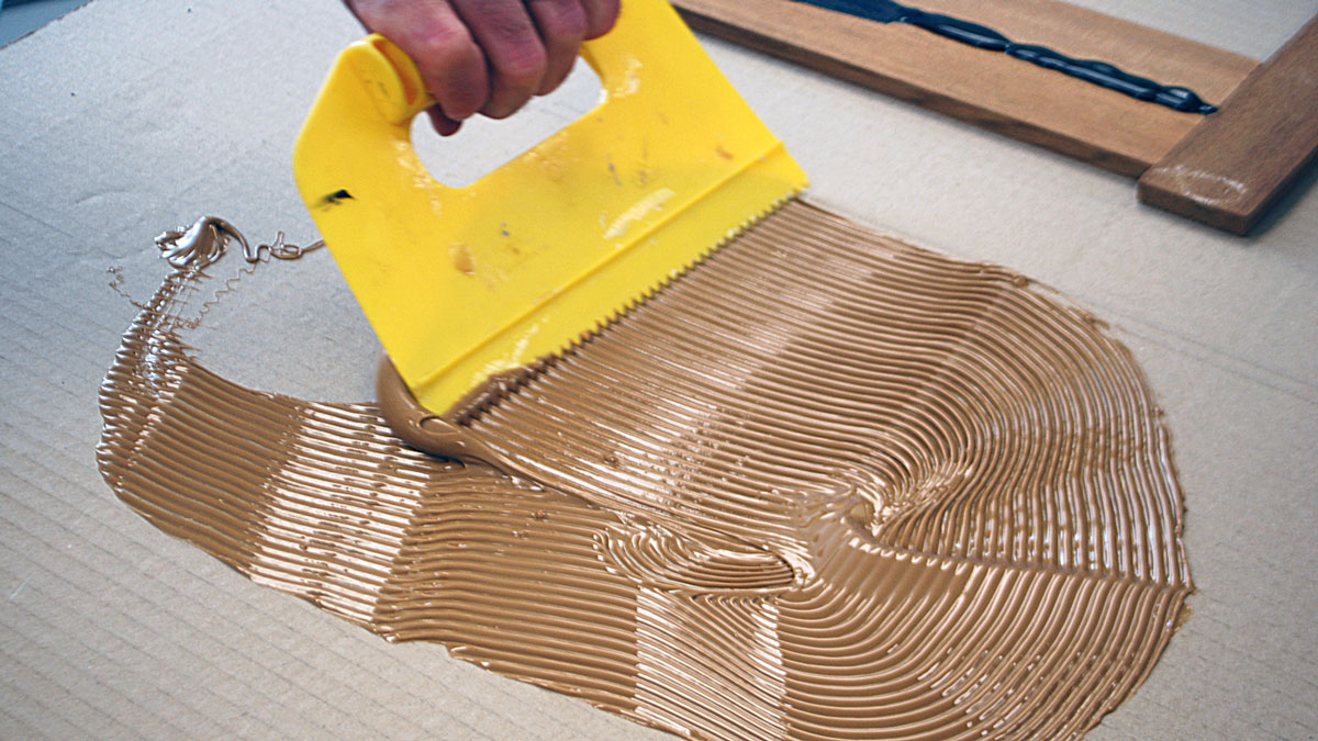 9 tips and tricks for applying sealant - Practical Boat Owner