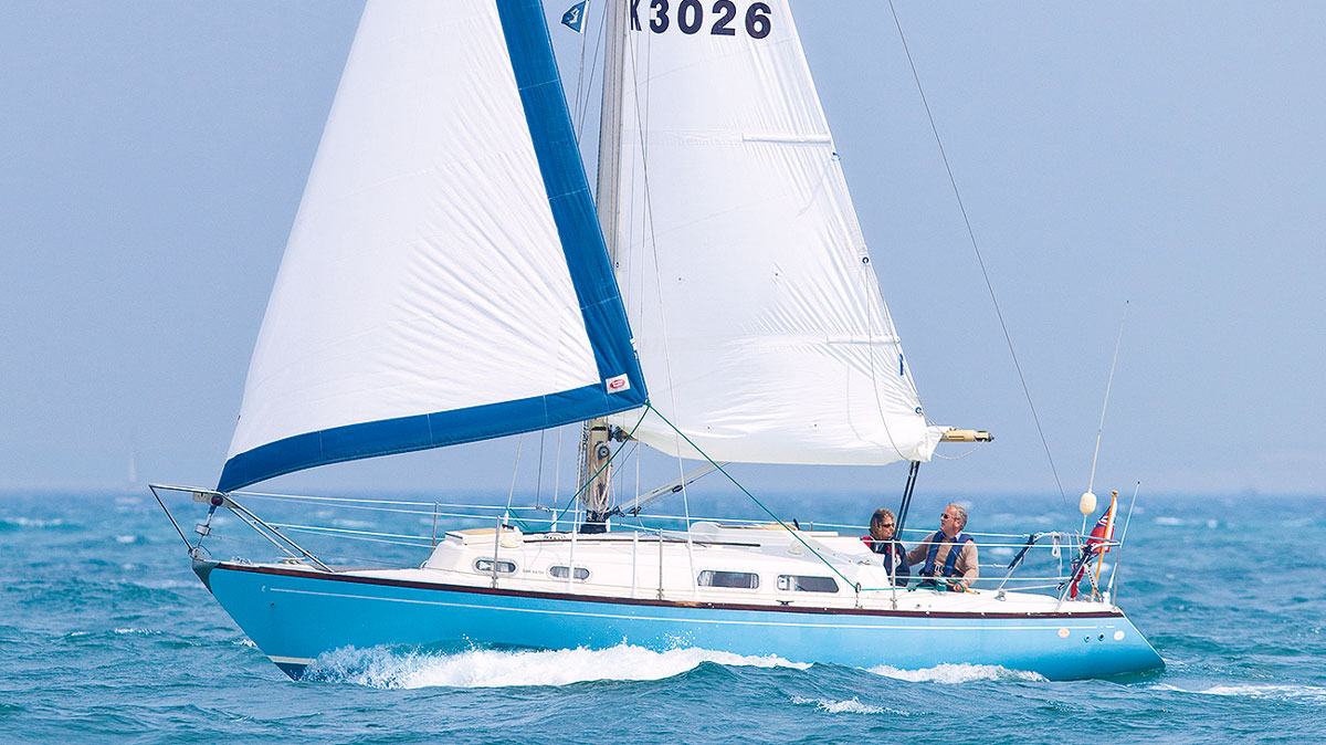 Contessa 32: the second-hand classic + 6 alternative boats - Practical ...