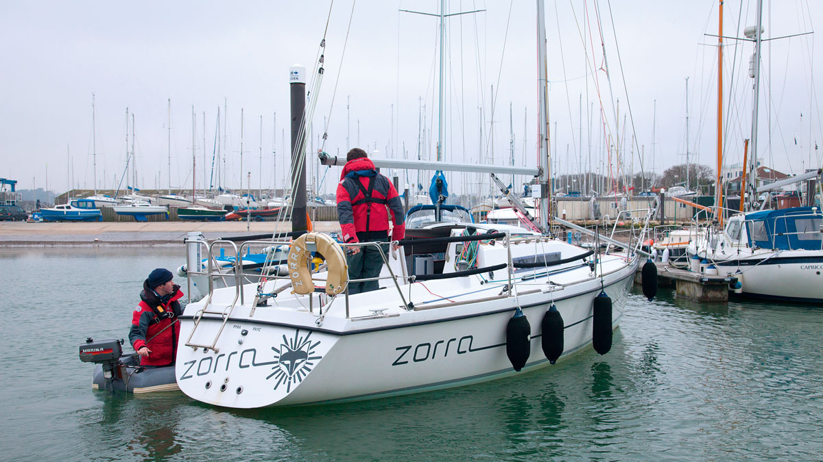 Boat towing and berthing by tender - Practical Boat Owner