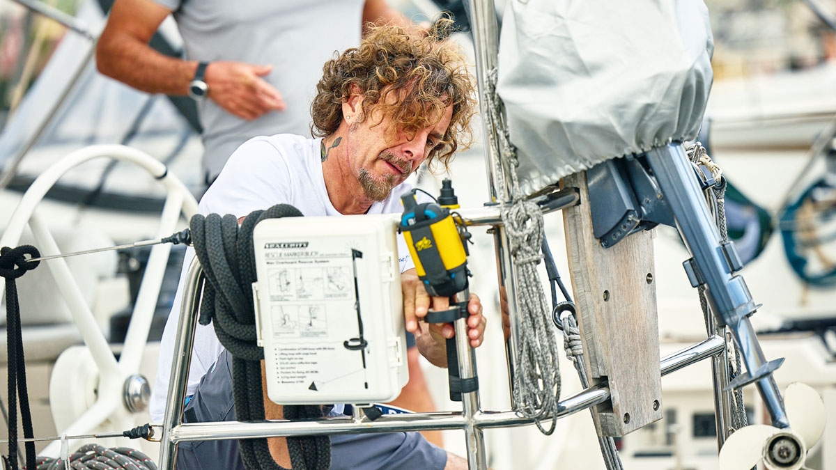 Satellite communication at sea: staying connected from your boat ...