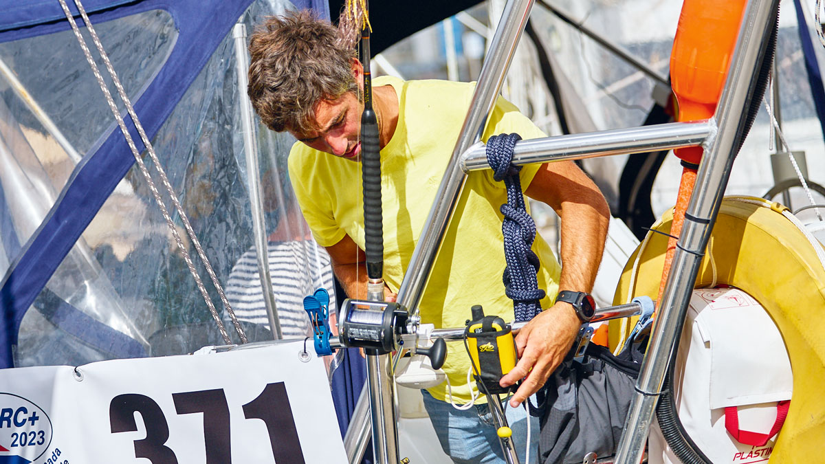 Satellite communication at sea: staying connected from your boat ...