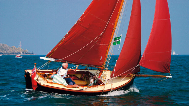 Boat maintenance advice, sailing and motor boats, practical advice | PBO