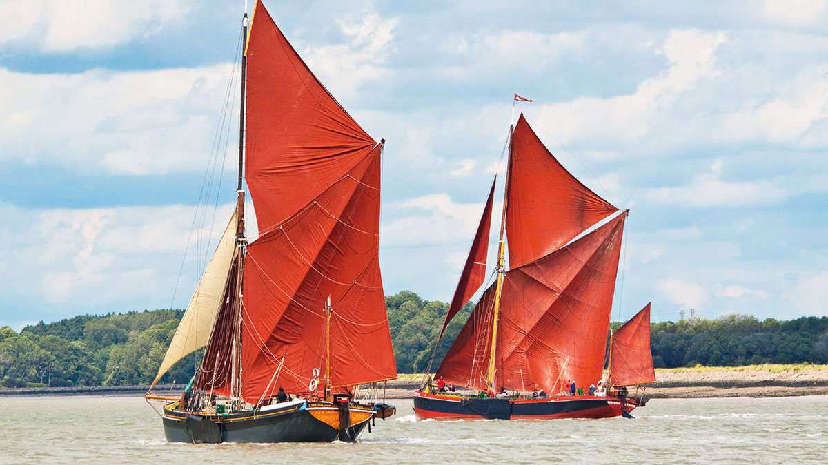 Medway Doble: the classic sprit sail dinghy - Practical Boat Owner