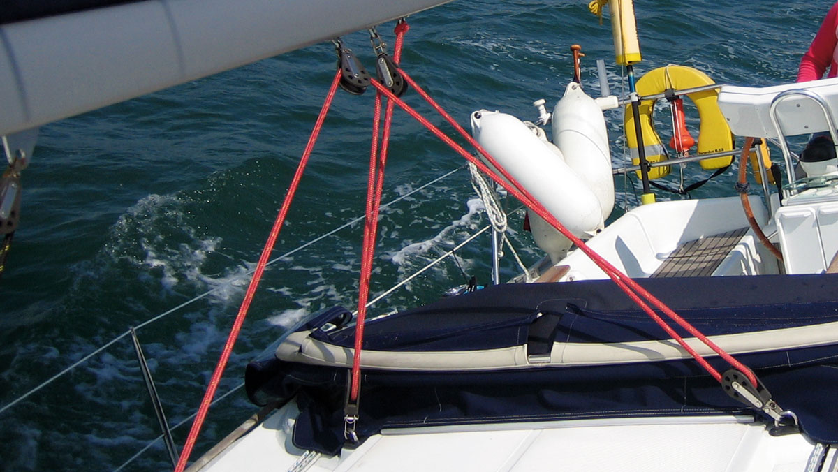 How to fit a removable mainsheet track - Practical Boat Owner