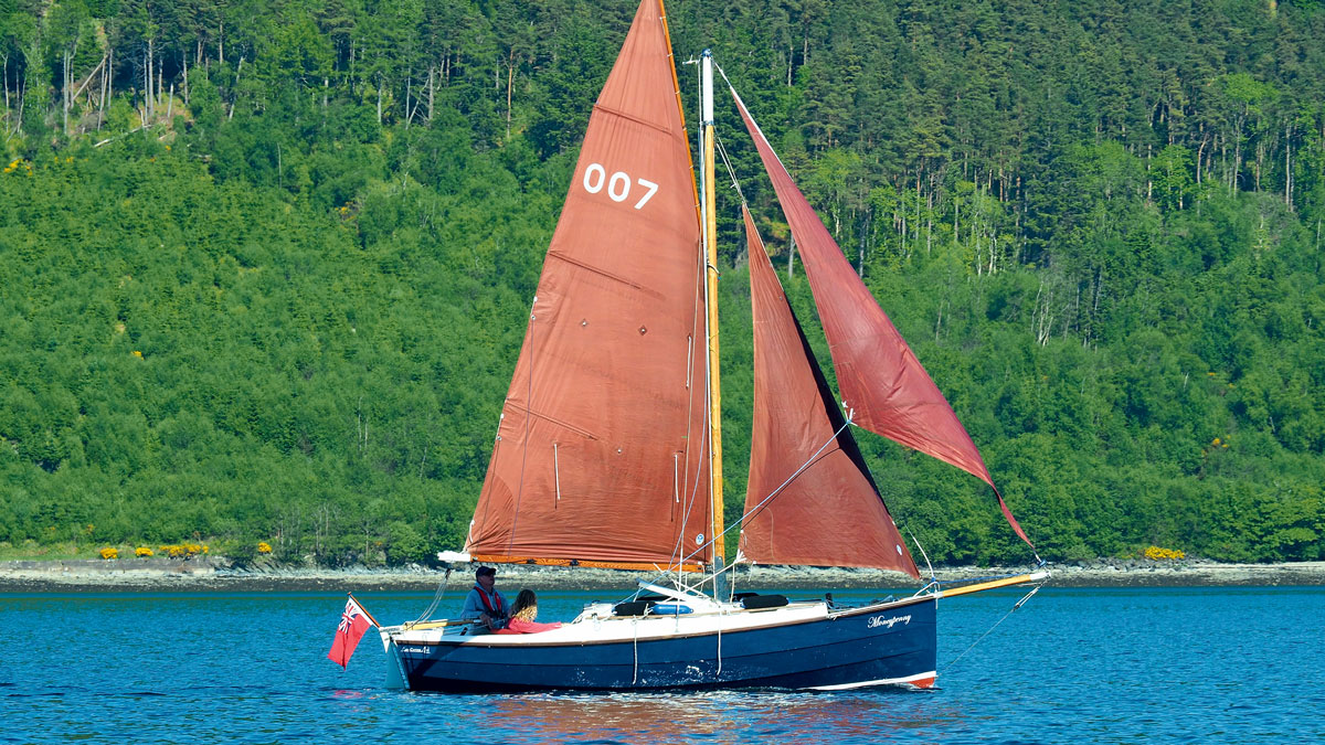 Cornish Shrimper 19: the popular traditionally-styled cruiser ...