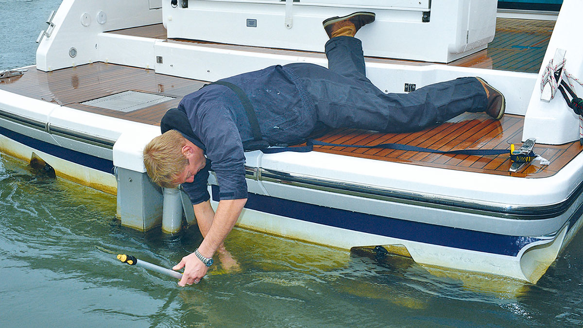 Fouled propeller fix: top tips for solving the problem at sea ...