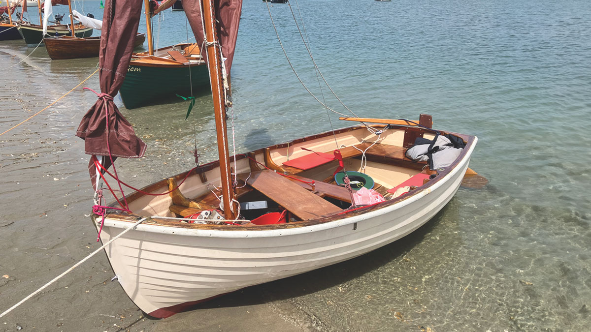 The Tideway dinghy: celebrating the classic trailer-sailer - Practical ...