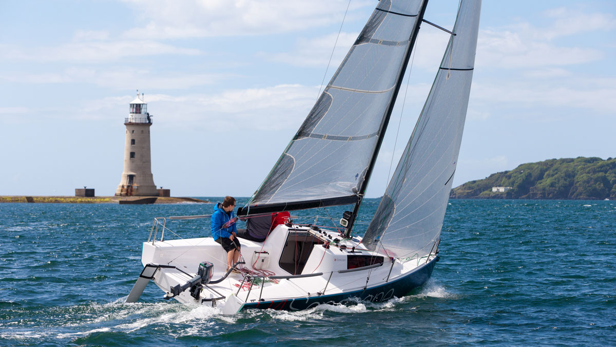 Seascape 24 vs Seascape 27: Is a planing cruiser really practical ...