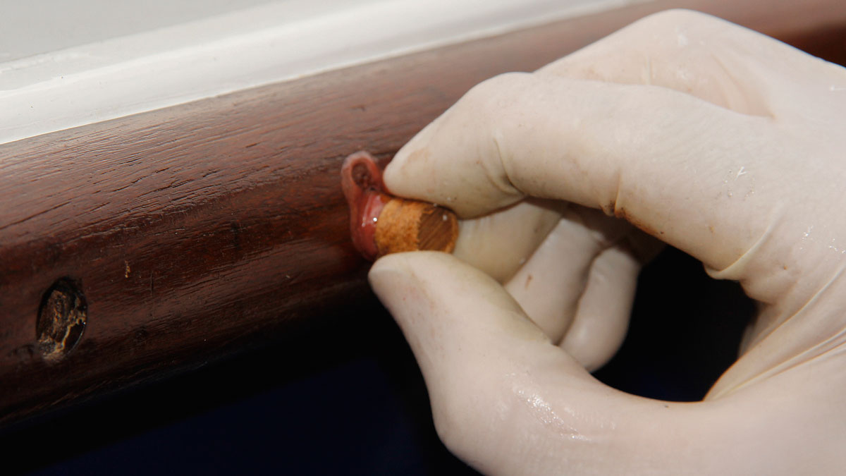 Rubbing strakes refurbishment: step-by-step guide - Practical Boat Owner