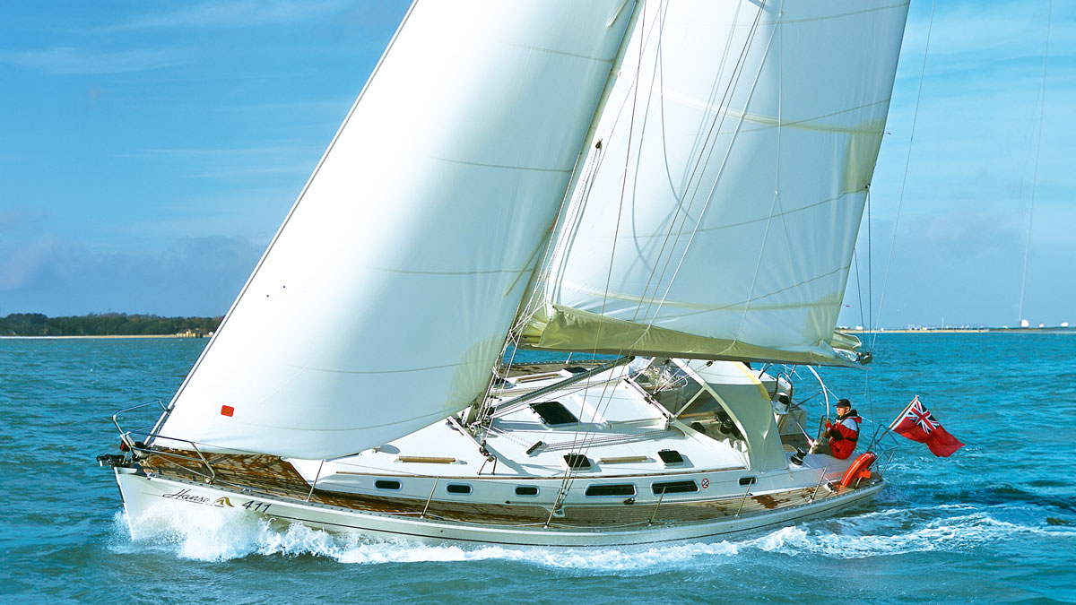 Beneteau Oceanis 393: the groundbreaking design - Practical Boat Owner
