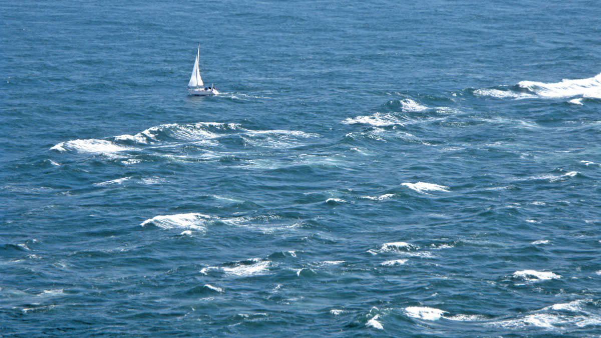 Understanding tidal streams and heights - Practical Boat Owner