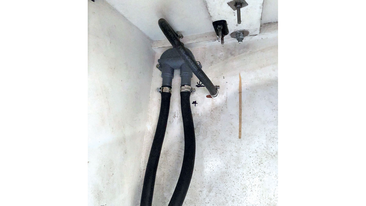 DIY engine replacement saves boat owner £1,500 - Practical Boat Owner