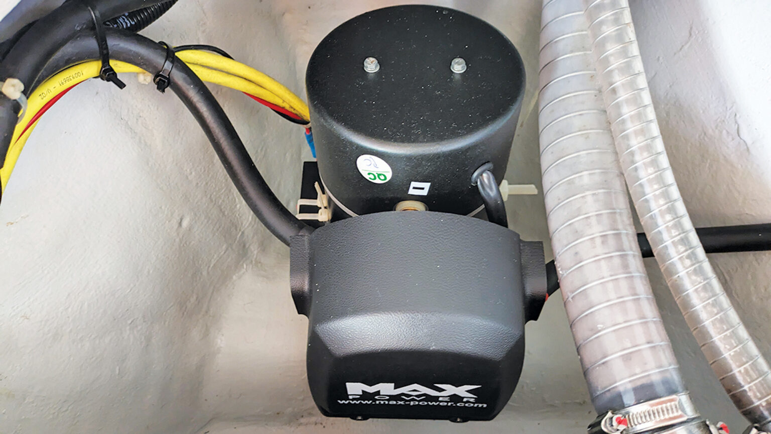 How does a boat bow thruster work? - Practical Boat Owner