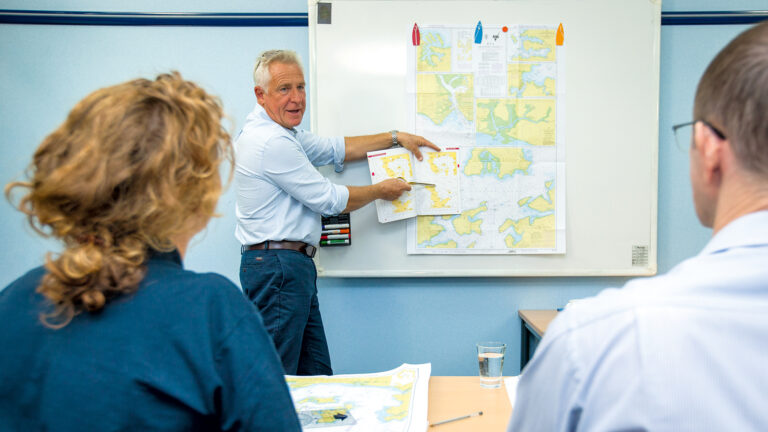 A beginner's guide to the chartplotter - Practical Boat Owner