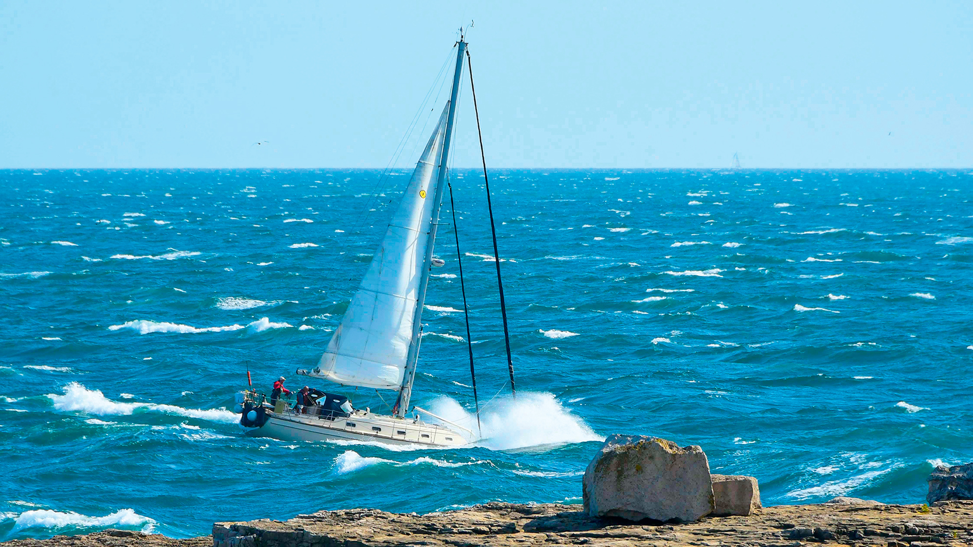 Tidal races, overfalls, and headlands: how to prepare for challenging ...