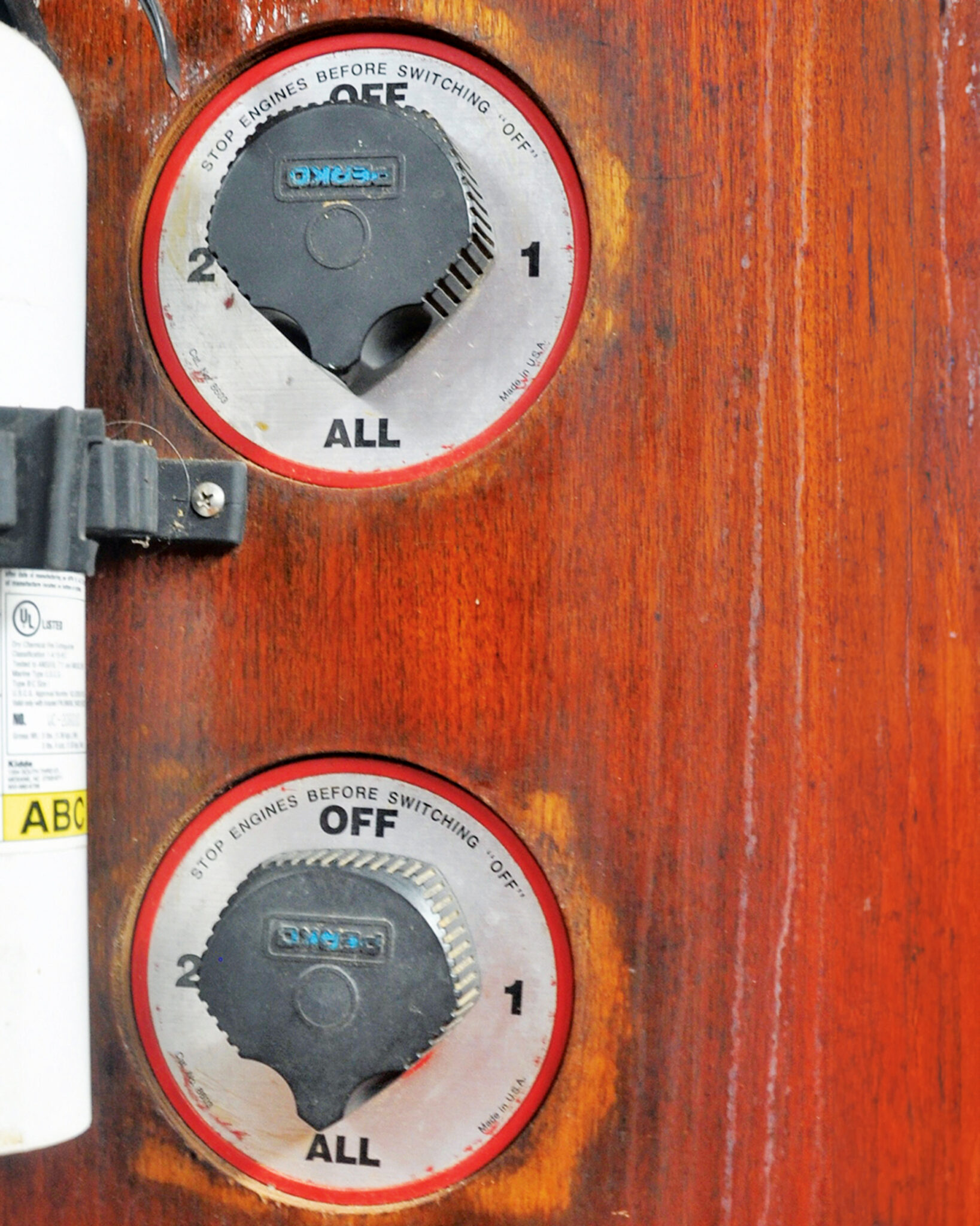 How to install a boat inverter - Practical Boat Owner