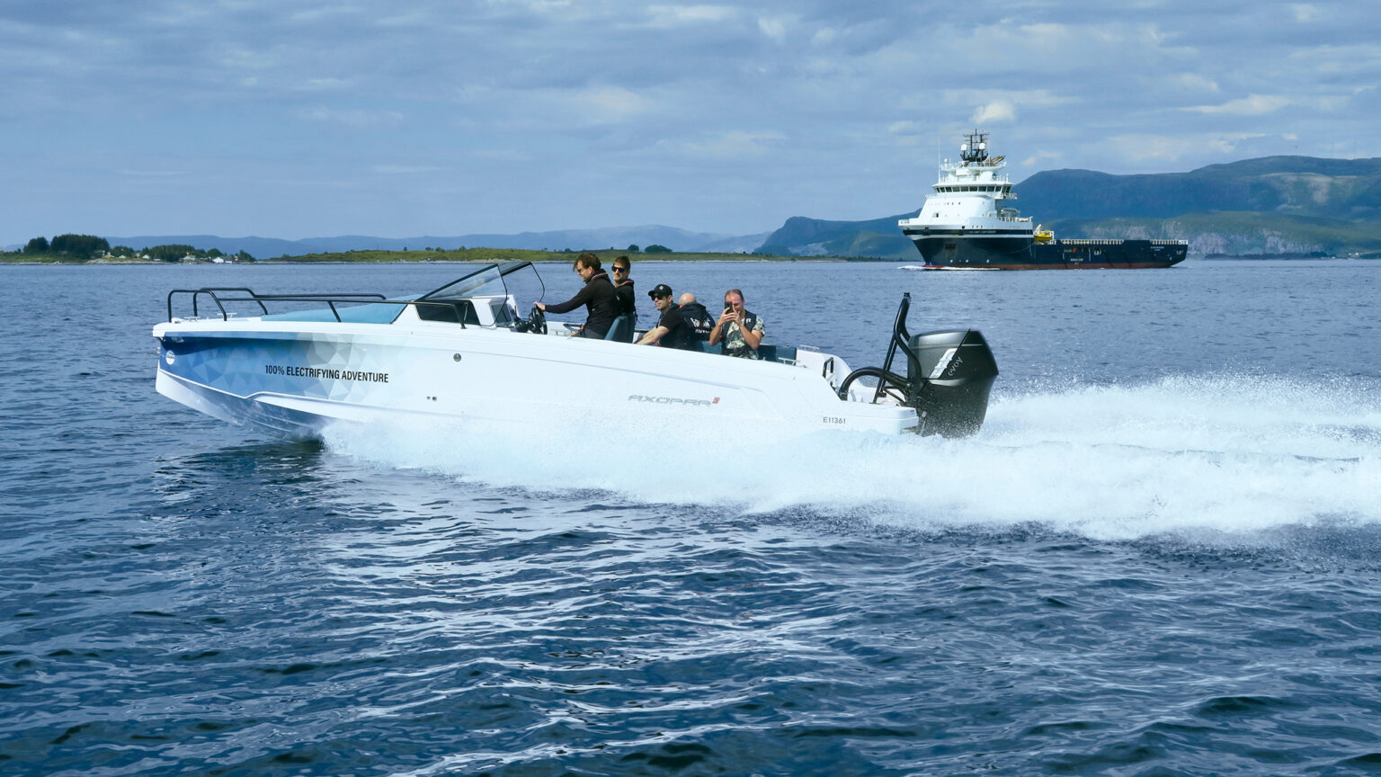 Guide to buying your first motorboat - Practical Boat Owner
