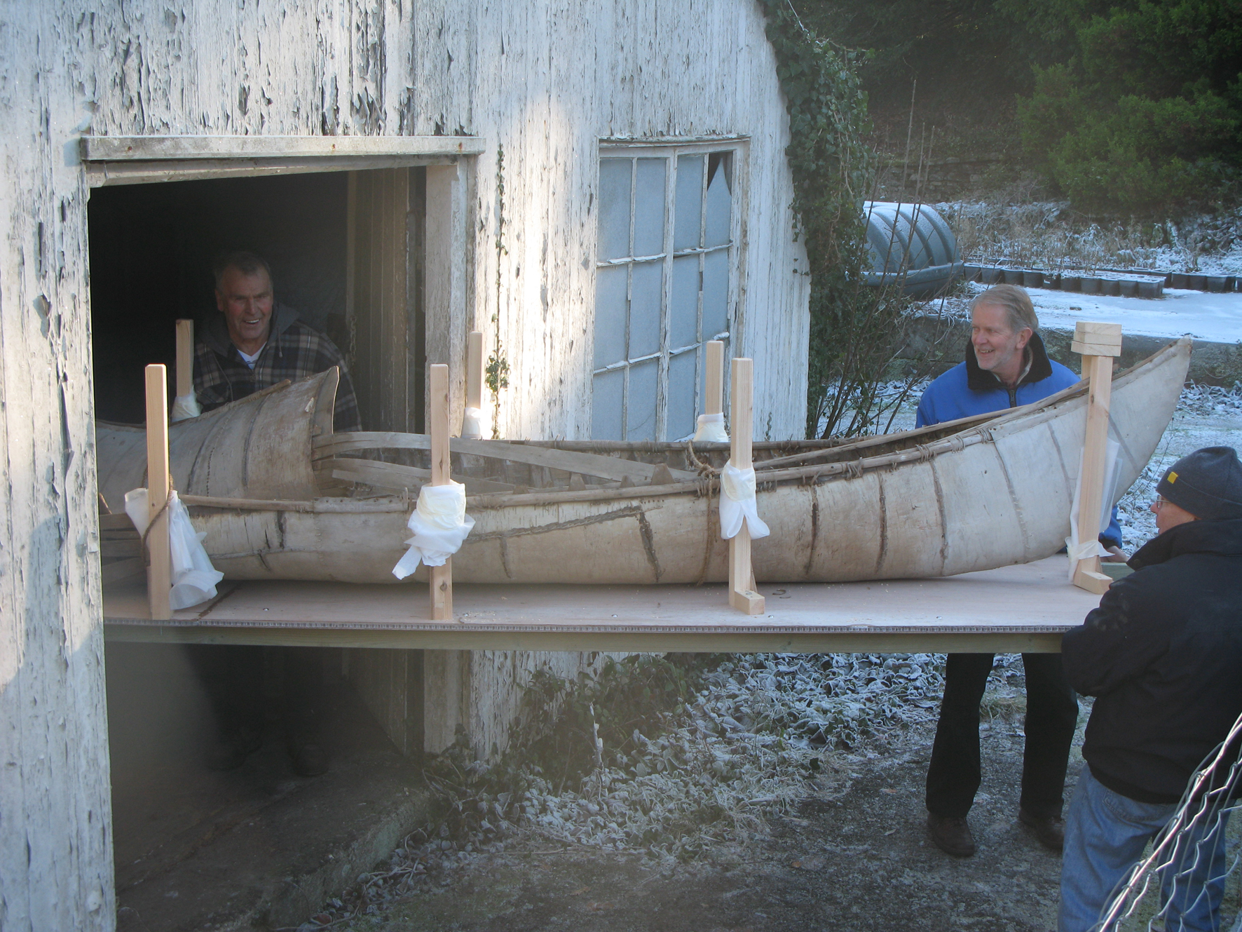 Rare Native American canoe discovered in Cornwall - Yachting Monthly