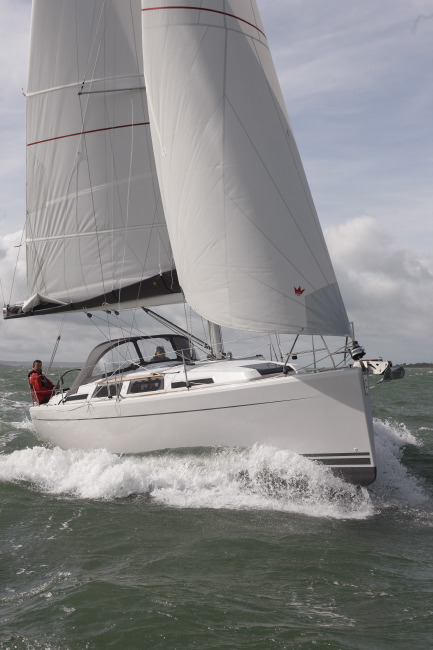 3857-Hanse345-GS.JPG - Yachting Monthly