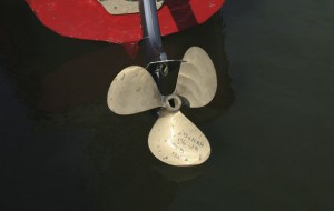 Folding and feathering propeller test