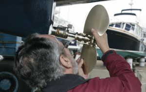 Folding and feathering propeller test