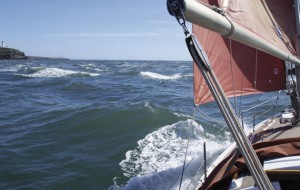 Sailing through overfalls