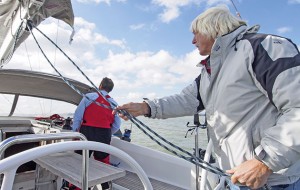 How to gybe safely and easily