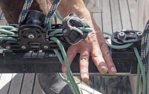 How to gybe safely and easily