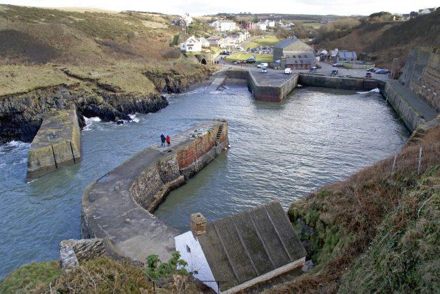 Seamanship in small harbours: how to moor safely - Yachting Monthly