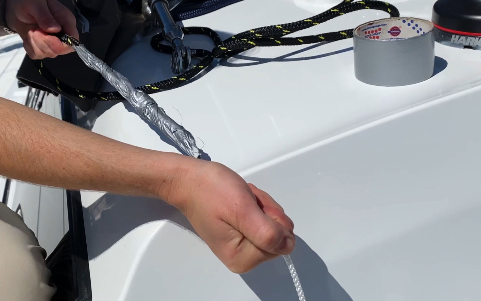 How to: replace a halyard - Yachting Monthly