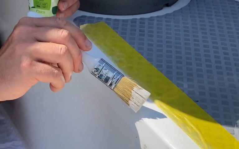How to repair gel coat - video guide - Yachting Monthly