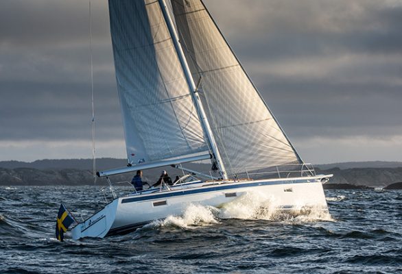 How to navigate using waves - Yachting Monthly