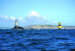 How to judge distance at sea - Yachting Monthly