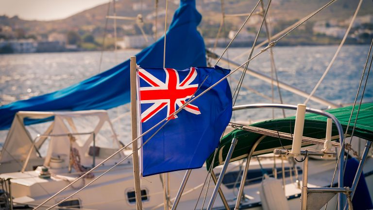 What are the rules to wear a blue ensign? - Yachting Monthly