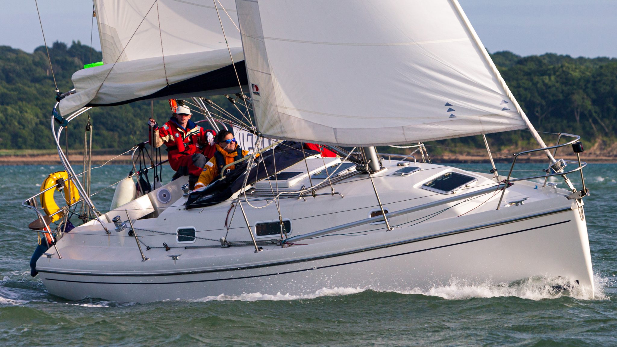 Hunter Channel 31: A sporty, solidly built cruiser - Yachting Monthly