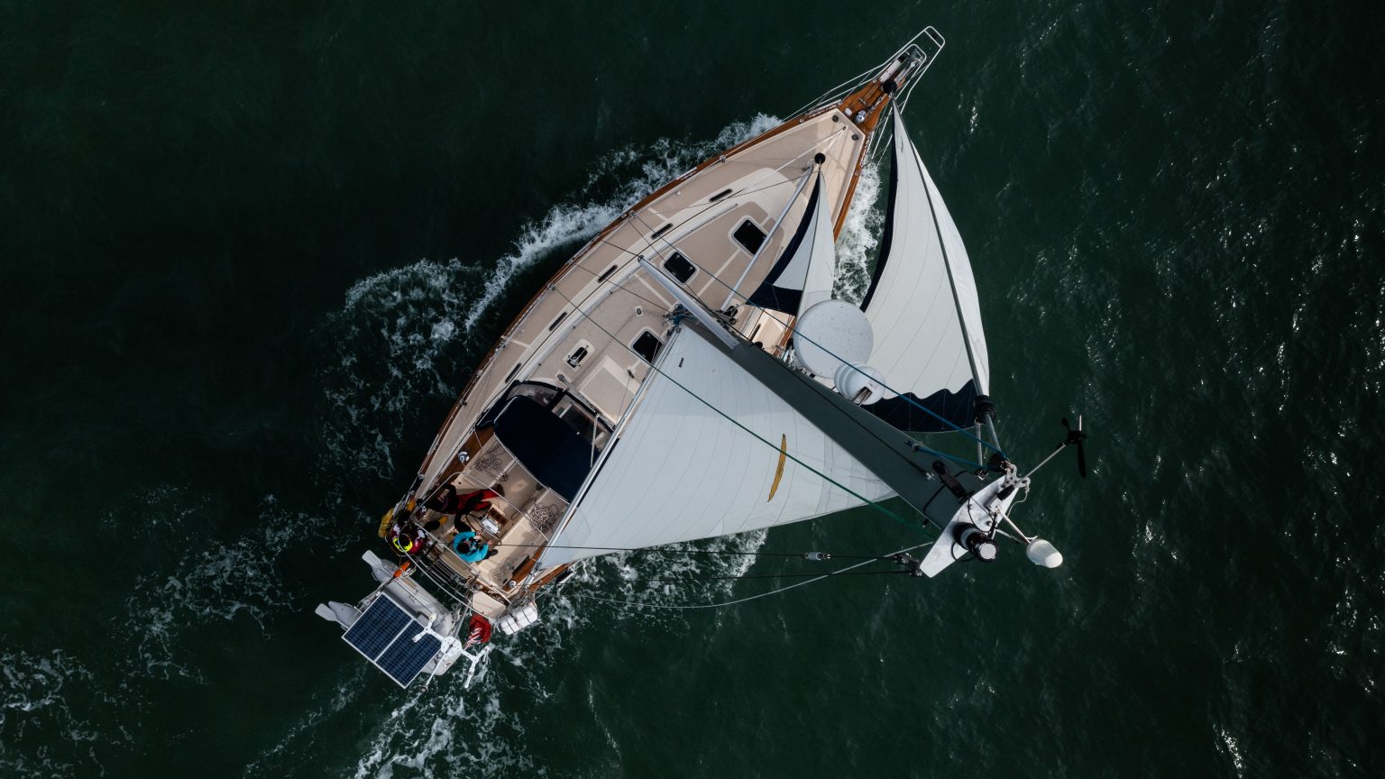 Island Packet 380: The best liveaboard cruiser out there? - Yachting ...