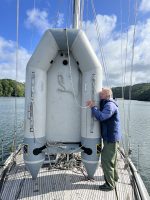 Handling & rowing a dinghy: a beginner's guide - Yachting Monthly