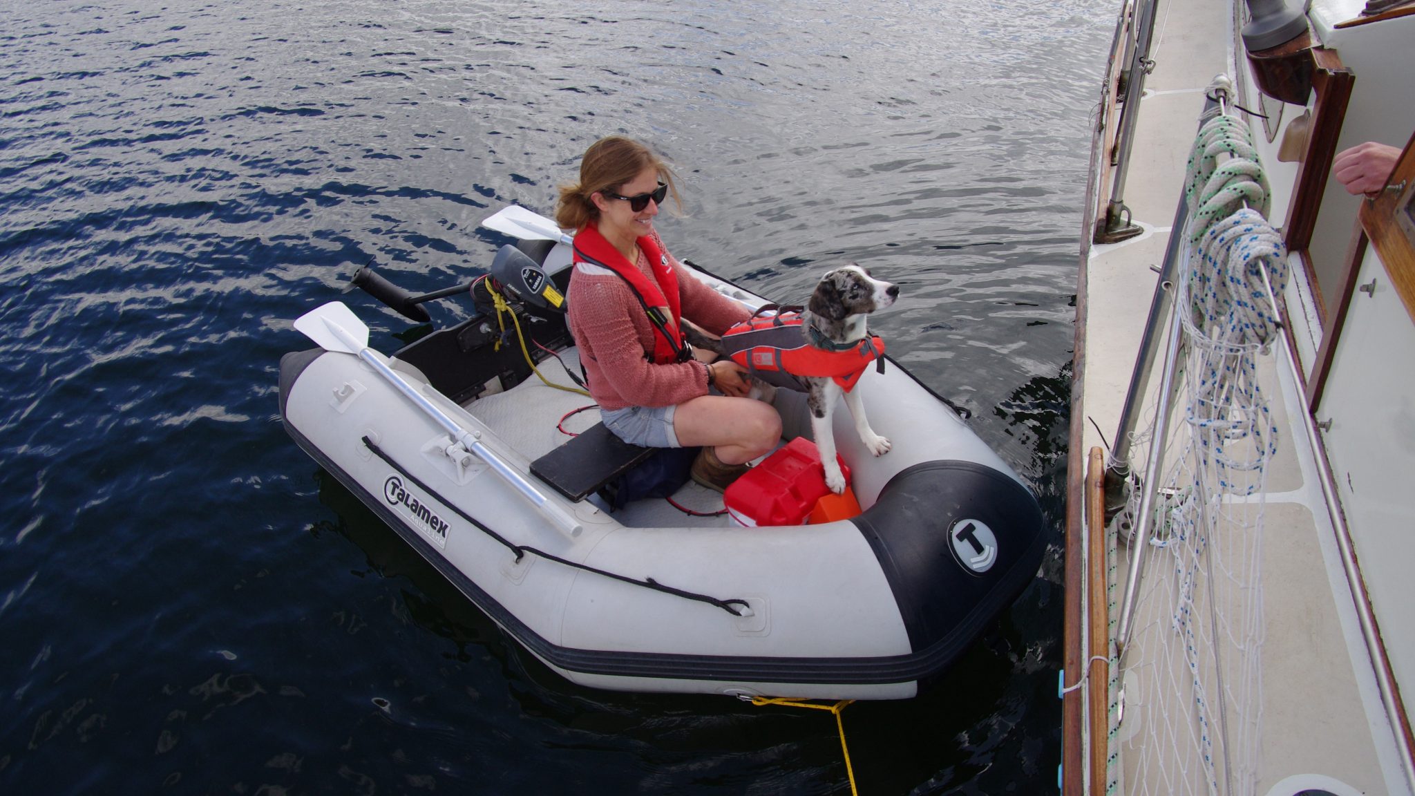 Handling & rowing a dinghy: a beginner's guide - Yachting Monthly