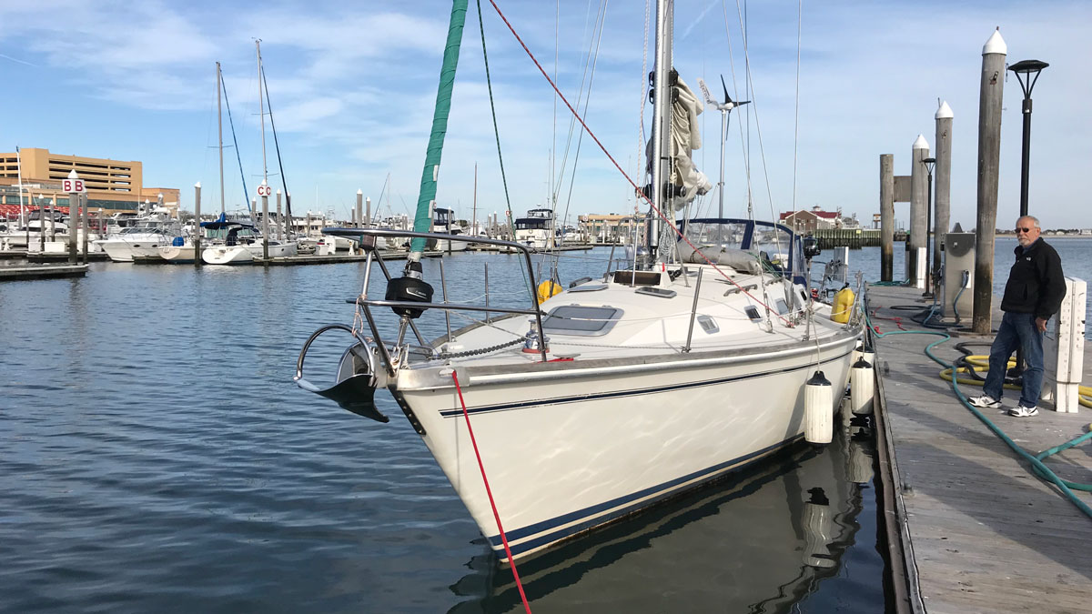 Boat steering failure on a lee shore: one sailor shares his experience ...
