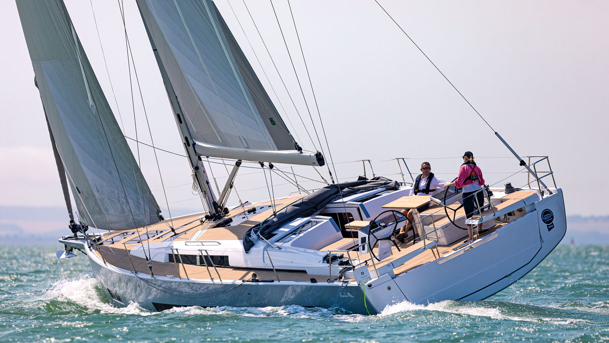 Hanse 460: first test of this luxurious cruiser - Byte Class Technology