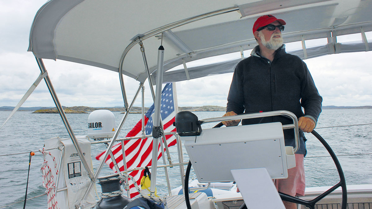 Marine satellite communication: options for recreational sailors ...